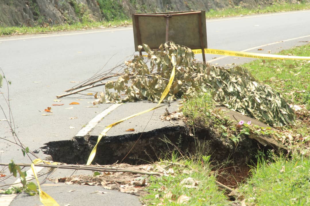 Deep Cracks and Gaping Holes Threaten Kabale-Kisoro Highway