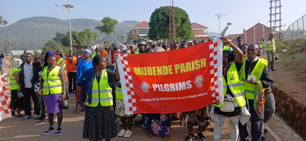 Over 1,000 Foot Pilgrims from Mubende Set Off for Namugongo