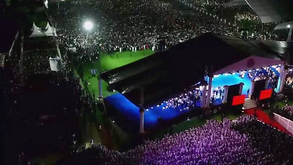 Benny Hinn Says Blind, Cancer Patients Healed at Rubaga Miracle Centre ...