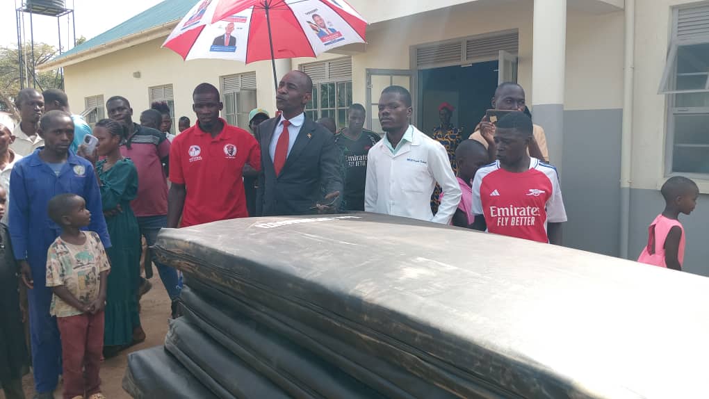 MP Luttamaguzi Donates Mattresses to Semuto Health Centre IV
