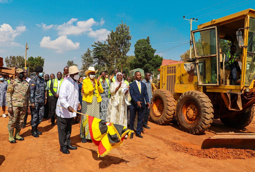 Museveni, First Lady Launch Bukasa–Sentema–Kakiri Road Project