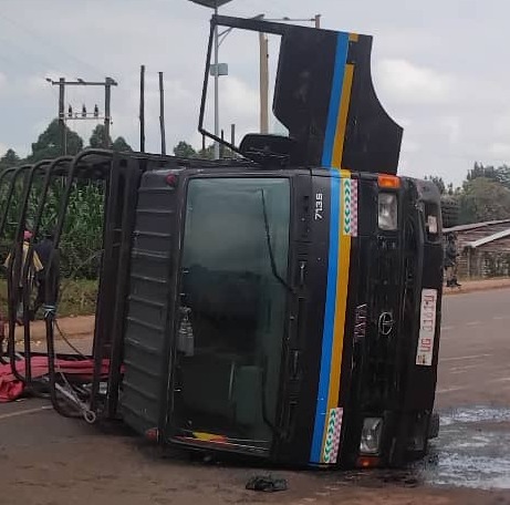 Two Inmates Hospitalised After Prison Truck Overturns in Manafwa