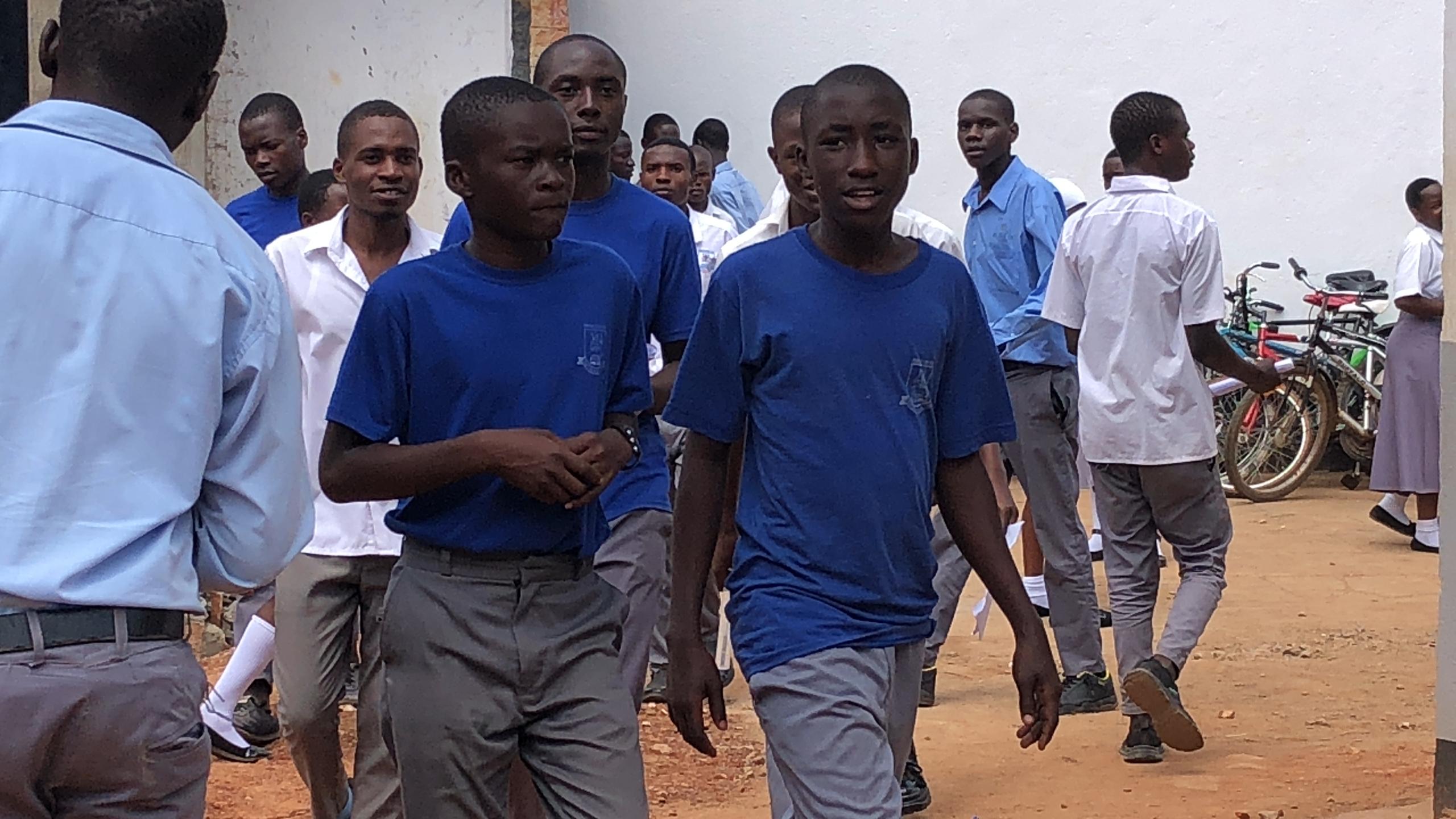When the Bell Rings and Fear Returns: Inside the Teenage Gang Crisis ...