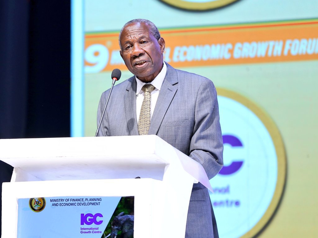 Economic Growth Forum: Govt Warned Against Investing Oil Revenues in ...