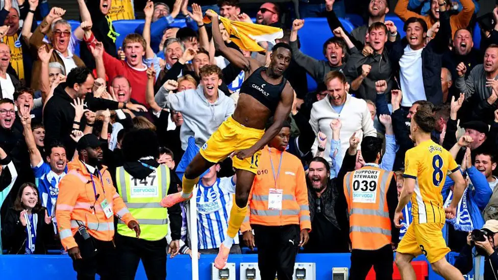 Welbeck scores twice as Brighton win at 10-man Chelsea