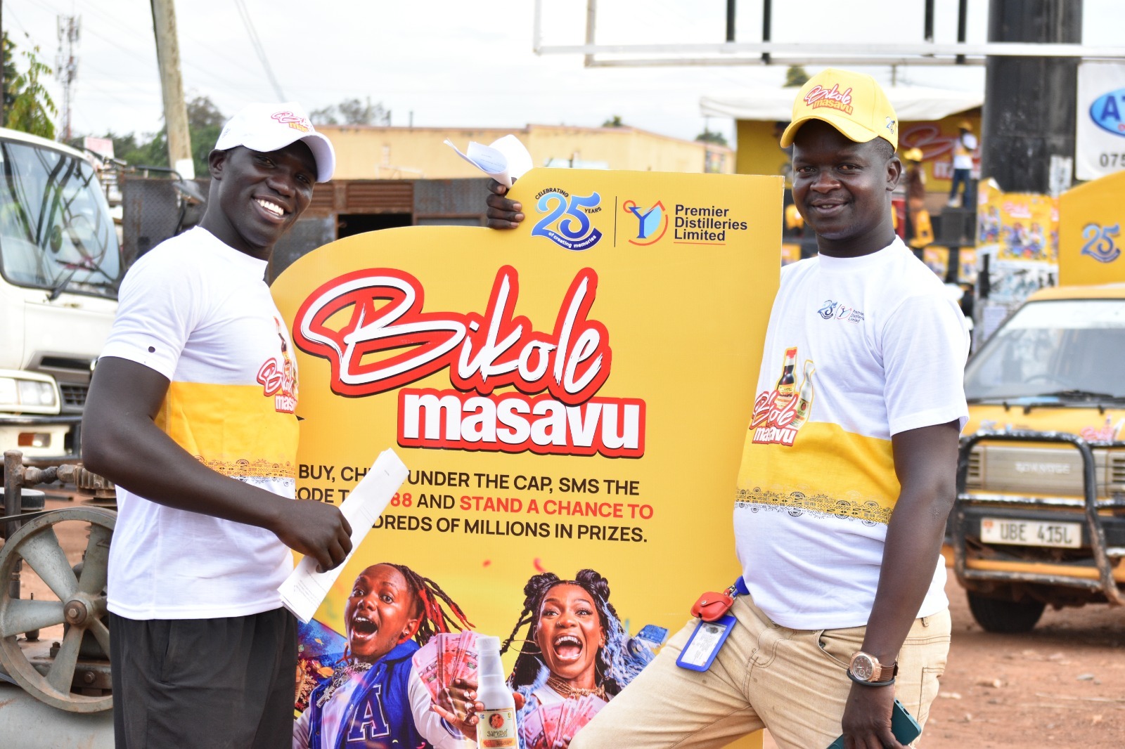 Gulu's Favourite Artiste Eezzy Lights Up Layibi