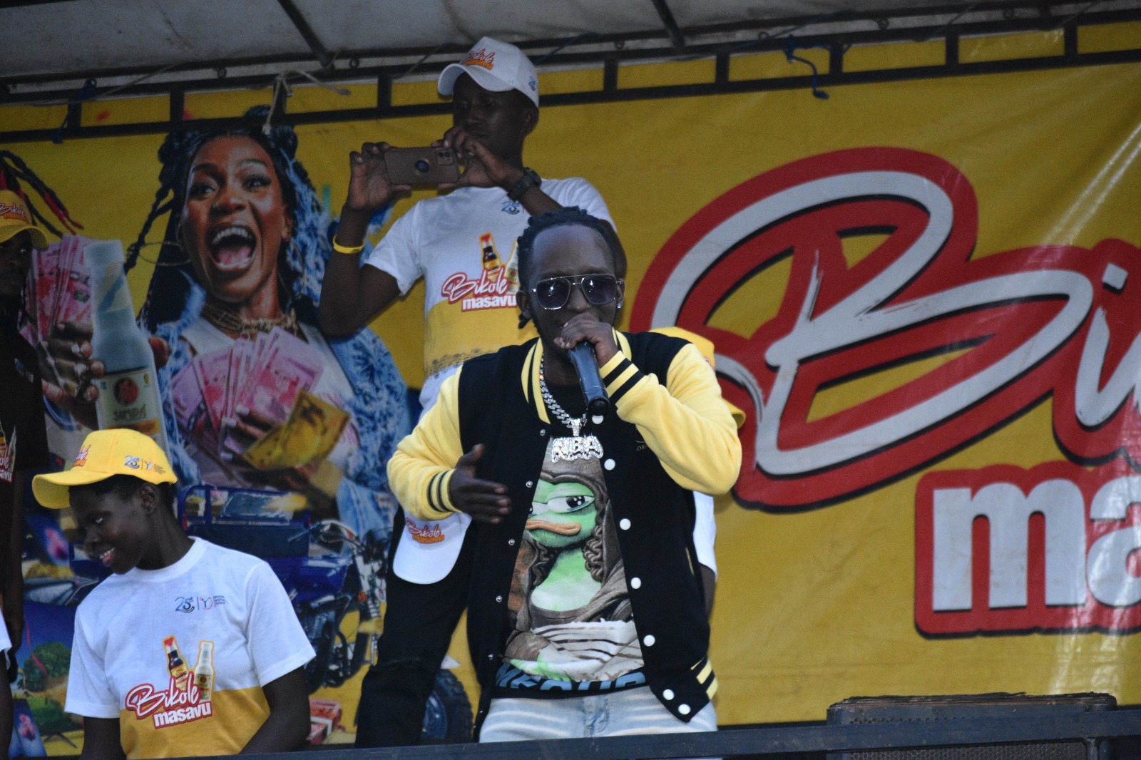 Gulu's Favourite Artiste Eezzy Lights Up Layibi