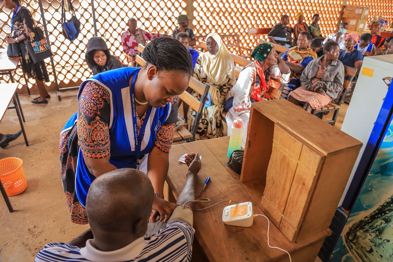 Dfcu, Rotary Bring Free Health Services to Mbuya