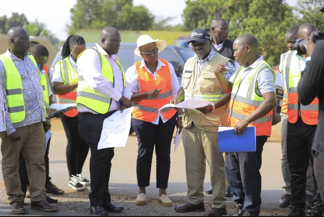 Katumba flags delays on Matugga–Semuto–Kapeeka road, praises work quality