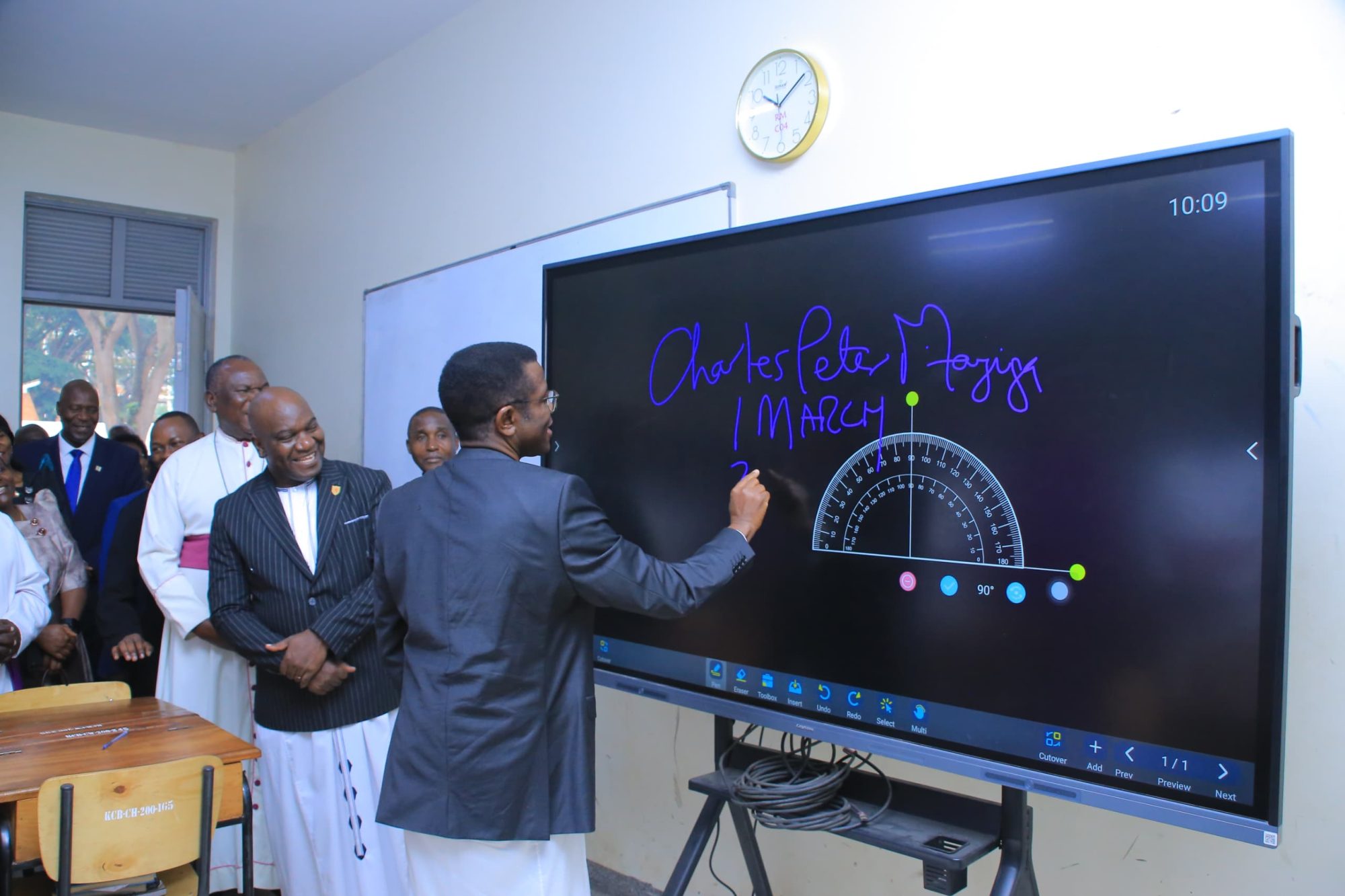 Mayiga Commissions Shs9bn Sekabaka Daudi Chwa II Building at King’s ...