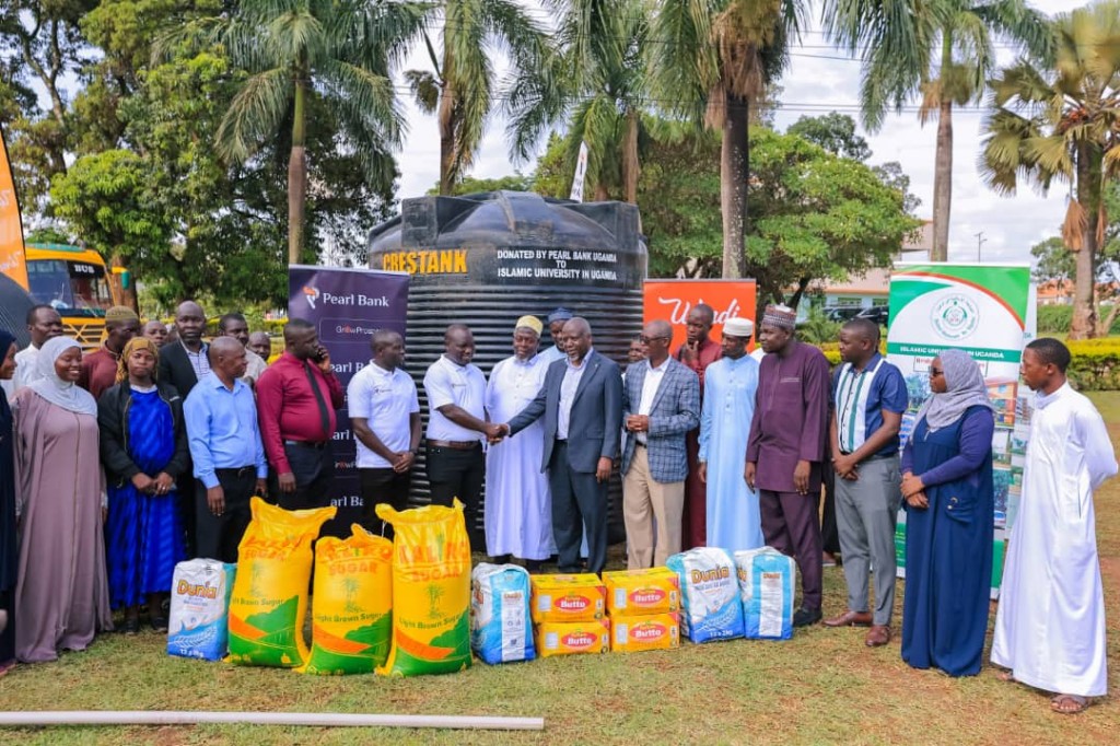 Pearl Bank Donates to Islamic University in Uganda