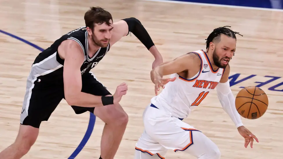 Spurs the dumbest basketball team in history of civilisation - Barkley