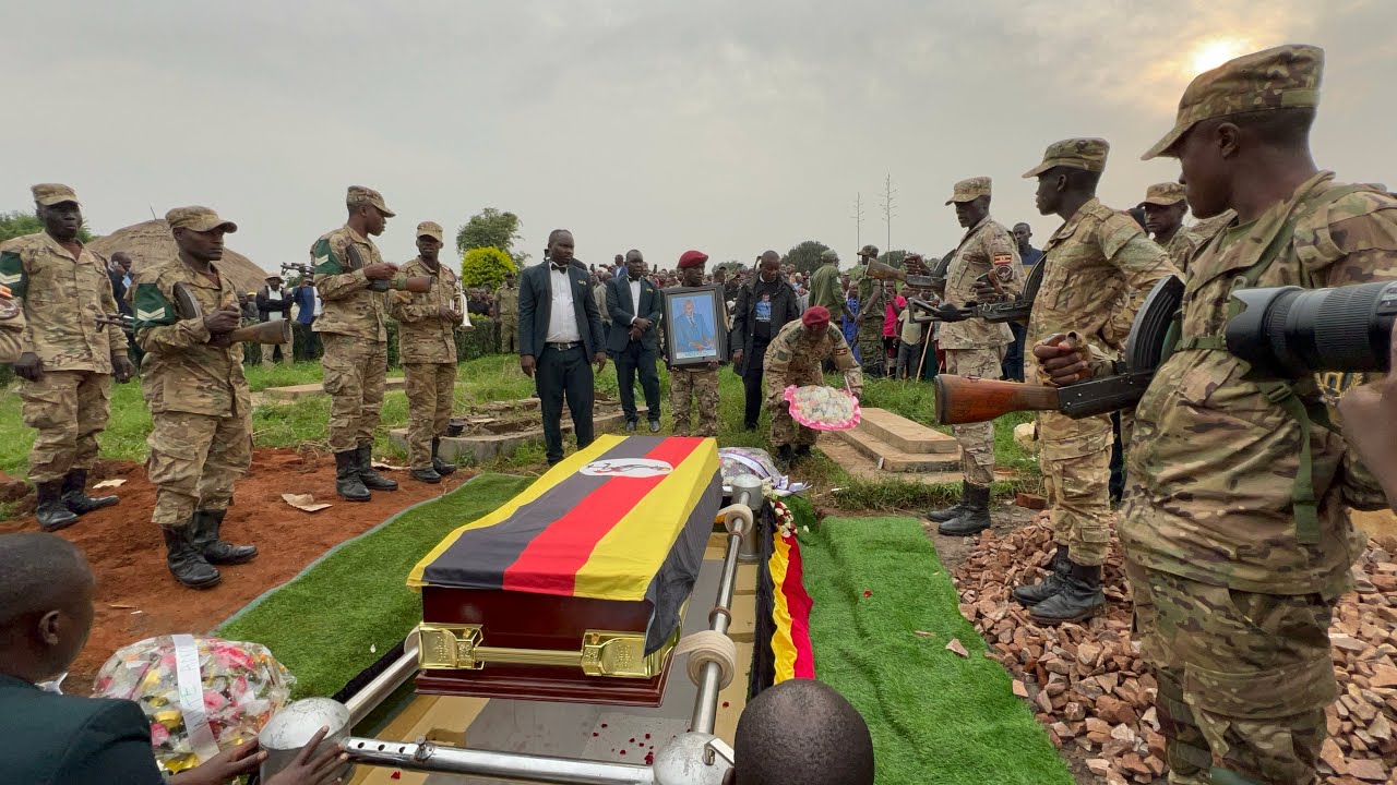 Bugingo's bodyguard receives 18-gun salute during send off