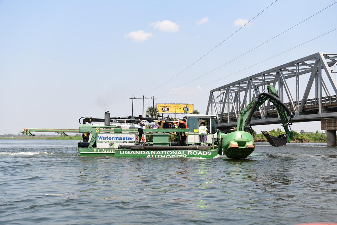 UNRA Diverts Motorists as Flooding Disrupts Access to Pakwach Bridge