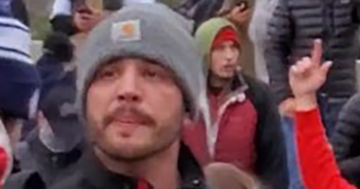 January 6 defendant killed by police days after Trump pardon