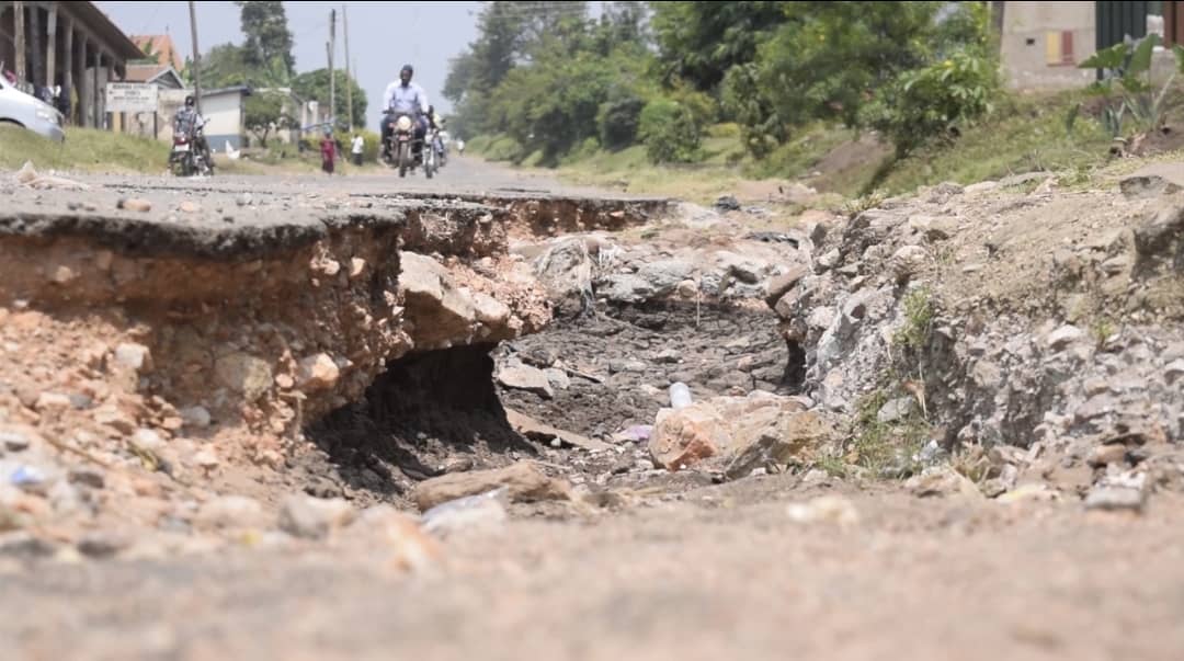 Residents and Leaders Decry Deplorable State of Bwera Hospital Road