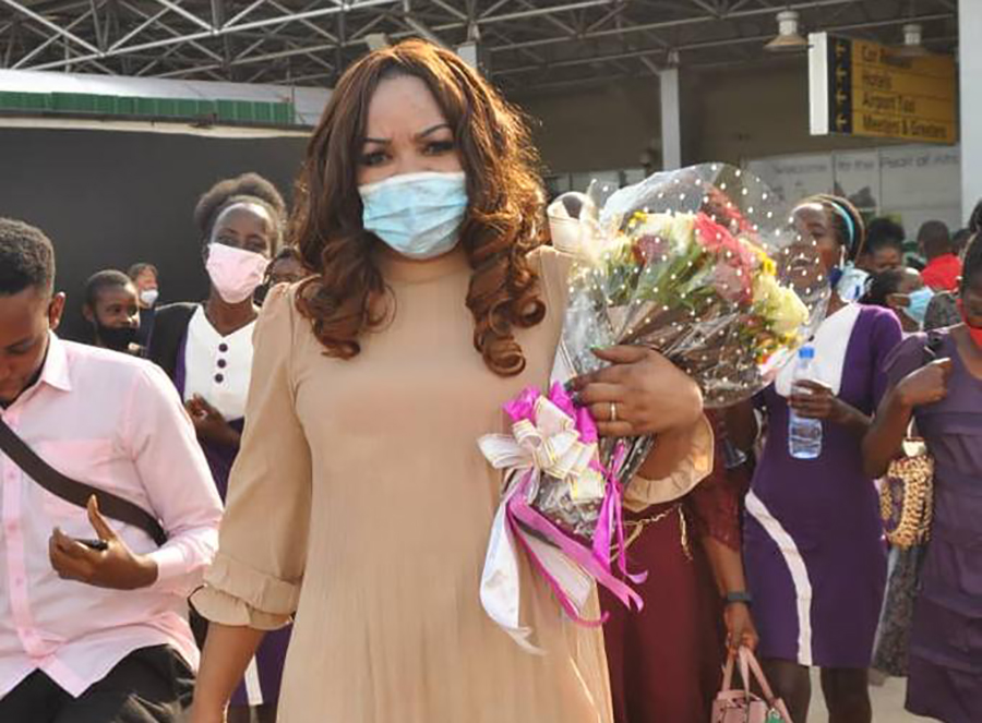 VIDEO: Children “took me on spoiling tour” to make forget my ex-husband ...