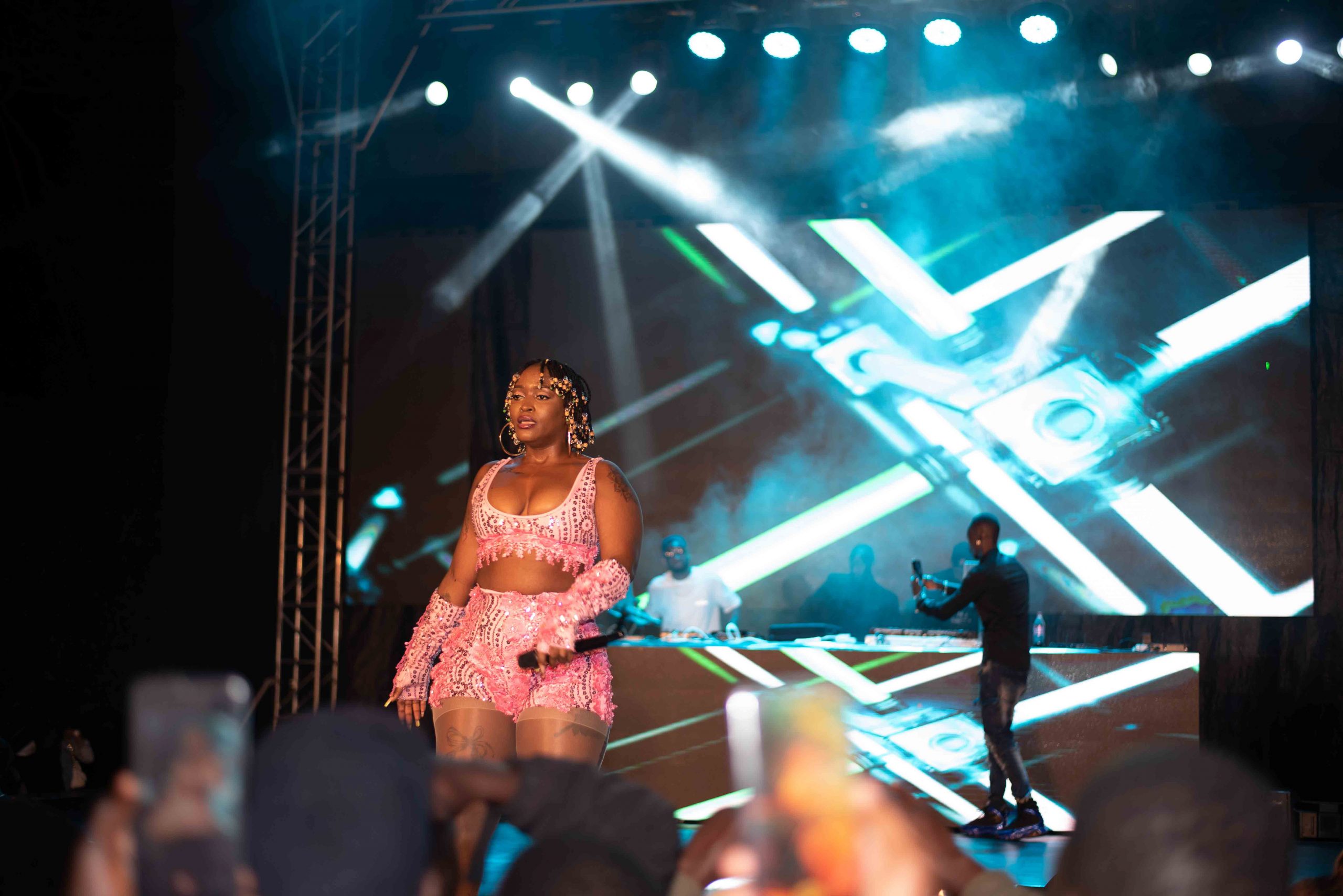 Winnie Nwagi sets Acholi inn on fire as Walkers tour makes northern debut