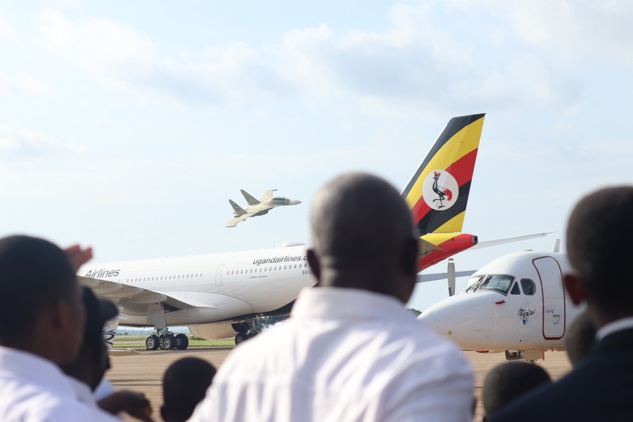 UPDF, Police put up breathtaking aerobatic displays at the Uganda airshow