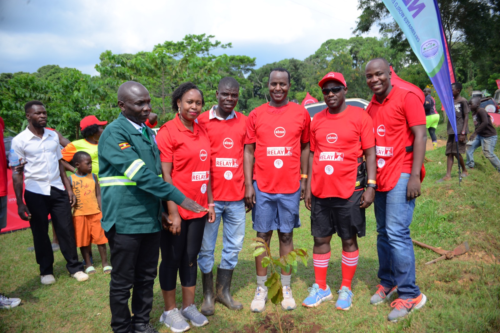 Absa and the Hashers run from Kampala to Jinja for the environment