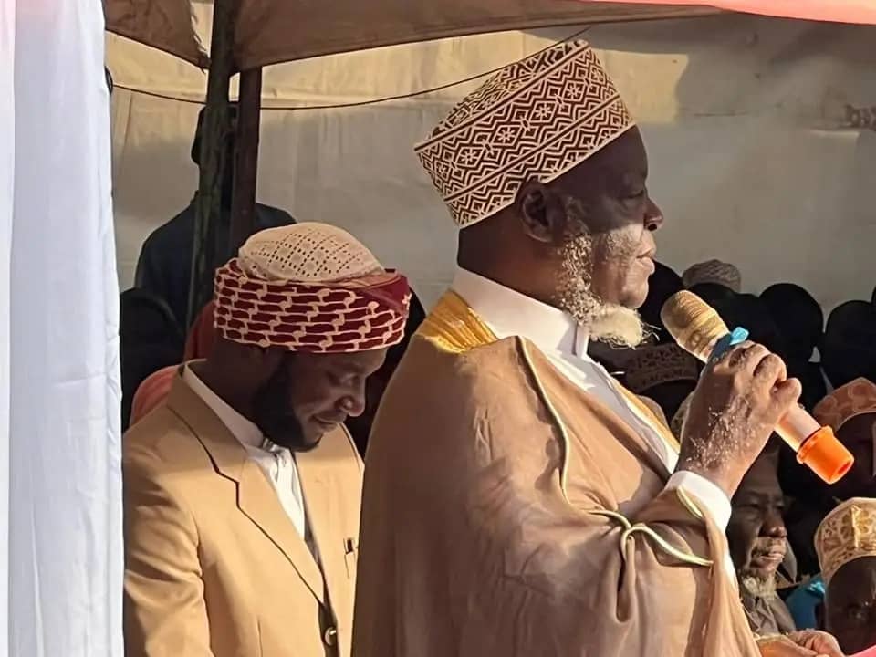 It is immoral to demand return of gifts after a failed marriage: Mufti ...