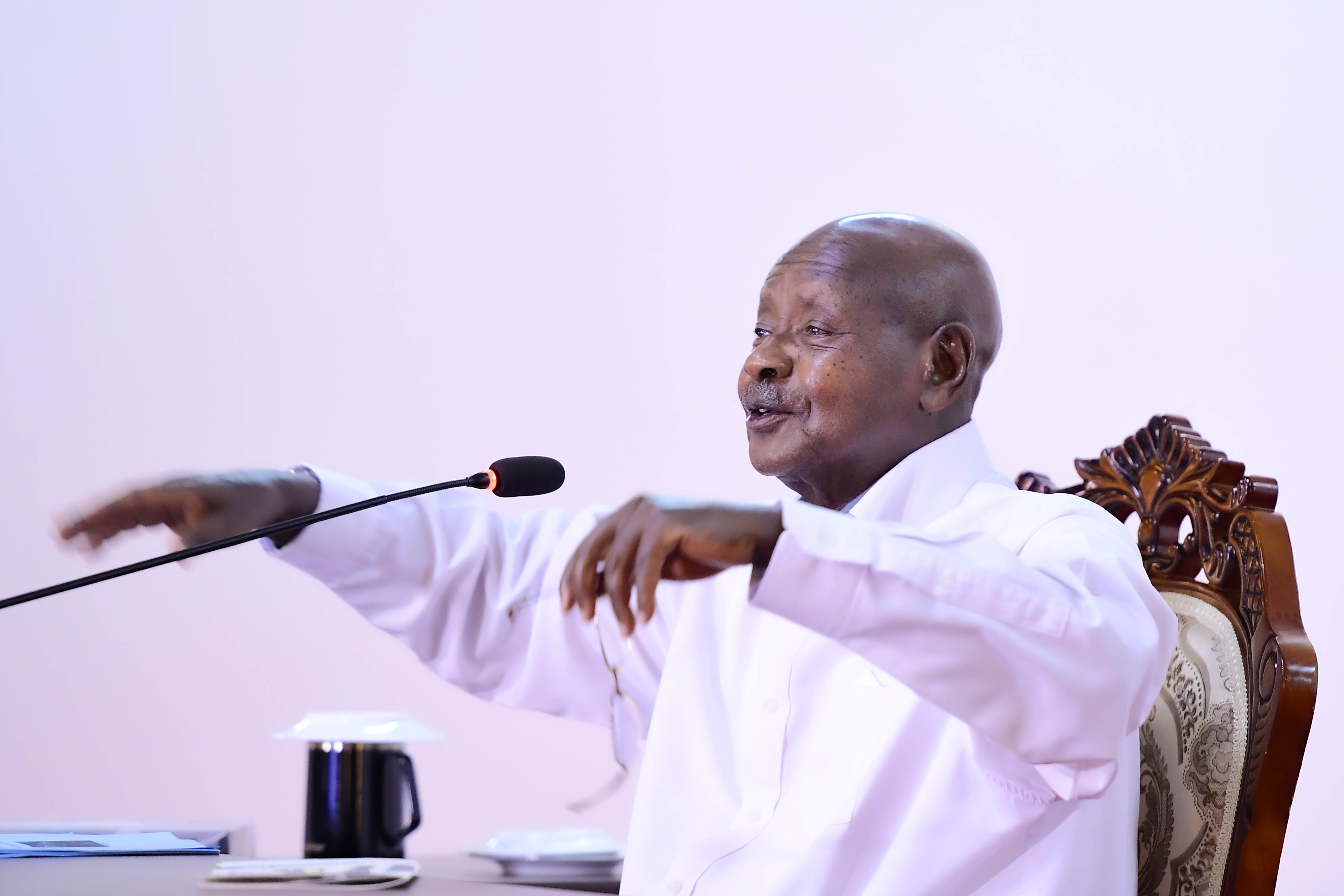 Museveni warns RDCs, Sub County Chiefs over failure to implement his ... Museveni warns RDCs, Sub County Chiefs over failure to implement his ...